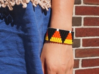 Candy Corn Perler Bead Bracelet Tutorial